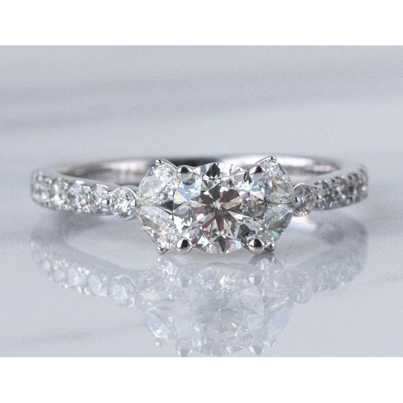 Kesslers 1 1 4ct T W Round Cut Kessler 81 Diamond Engagement Ring In