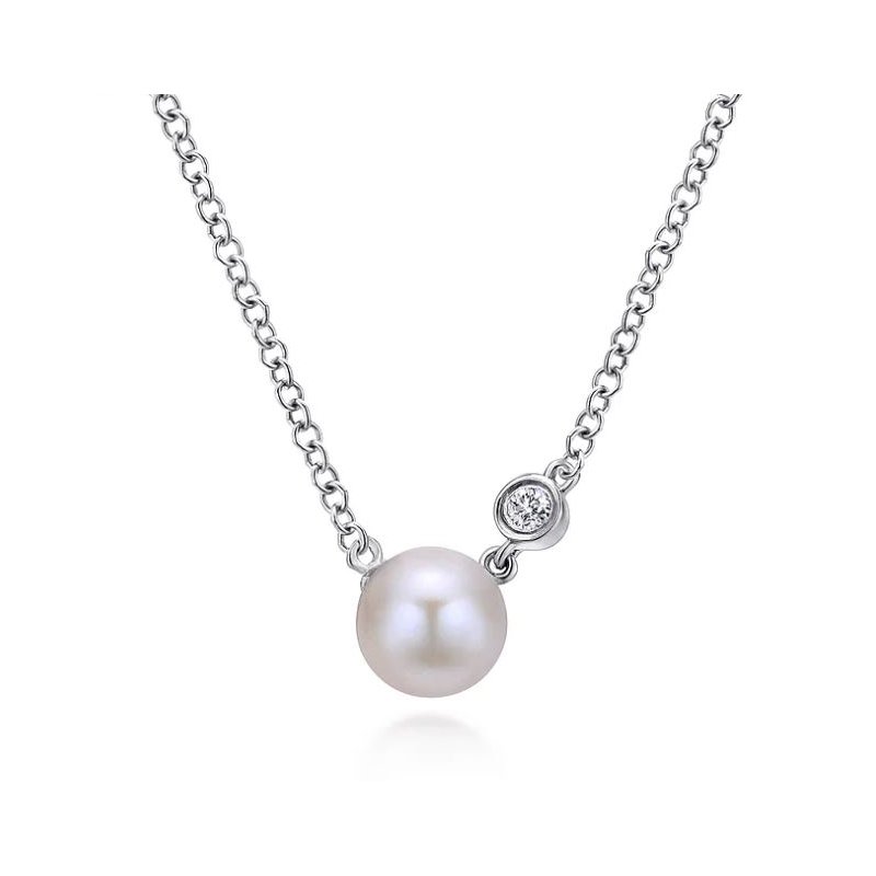 Flora Signature Pearl and Diamond Necklace 001-640-00650 - Flora Gems