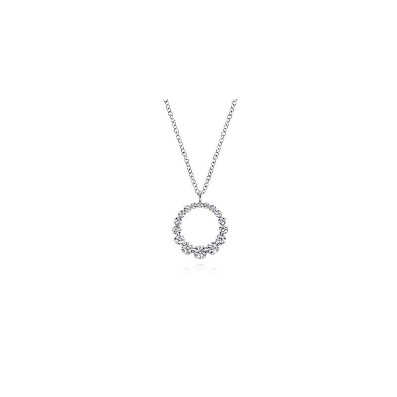 Flora Signature Diamond Circle Necklace 002-165-00889 - Flora Gems