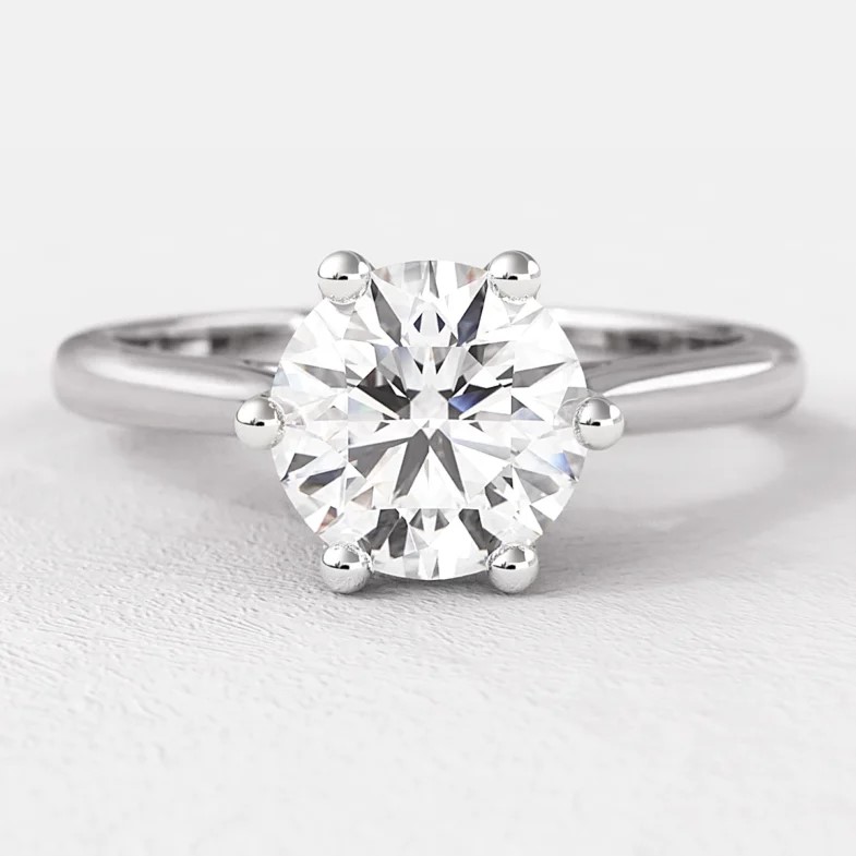 What Is the Average Carat Size for an Engagement Ring? | Moody's Jewelry